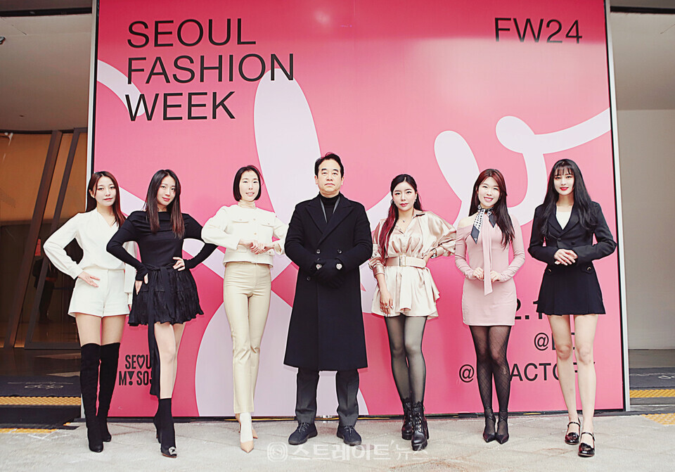 [포토] 한빛단, ‘2024 F/W 서울패션위크’ 셀럽 참여